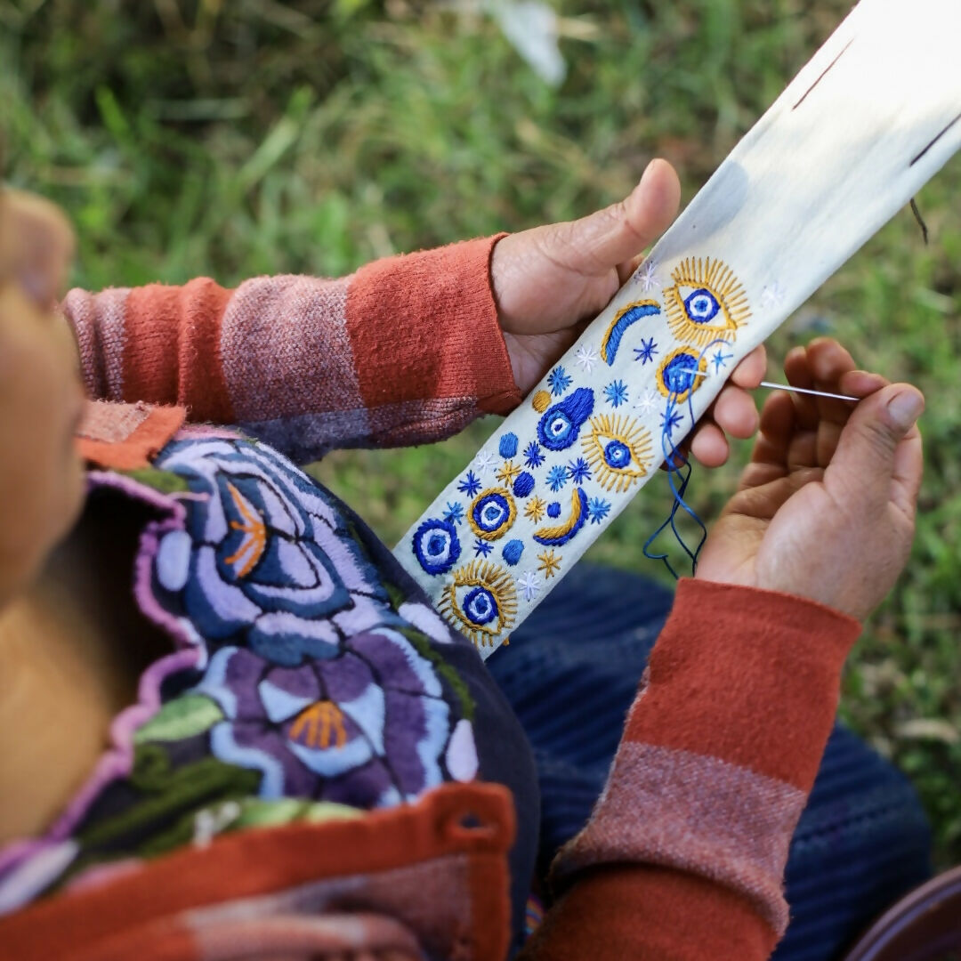 Phone Pouch – This Is Latin America